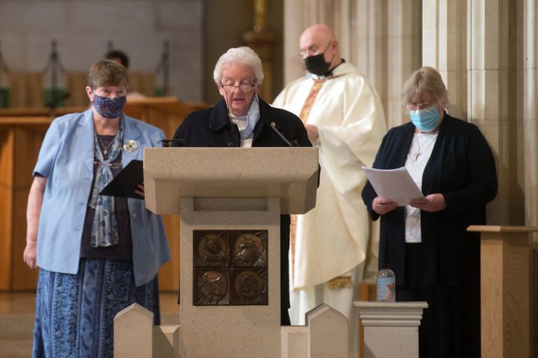 Be a lector and pass on the joy of scripture | U.S. Catholic