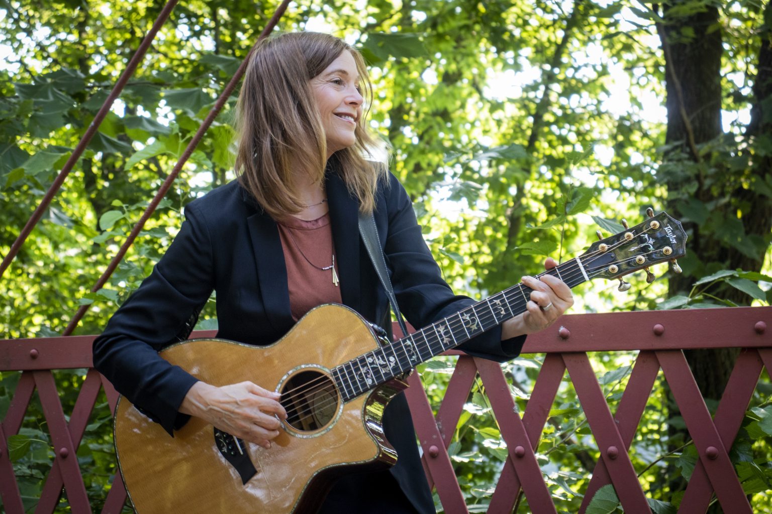 Carrie Newcomer’s ‘Until Now’ inspires hope during crisis - U.S. Catholic