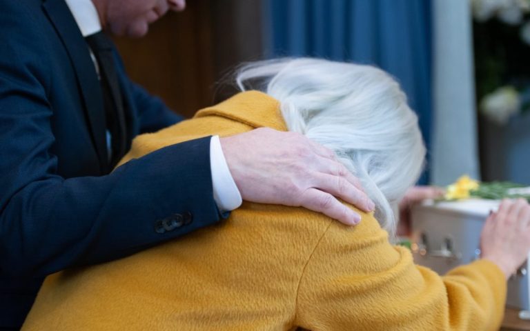 In the face of death, love is a kind of courage - U.S. Catholic